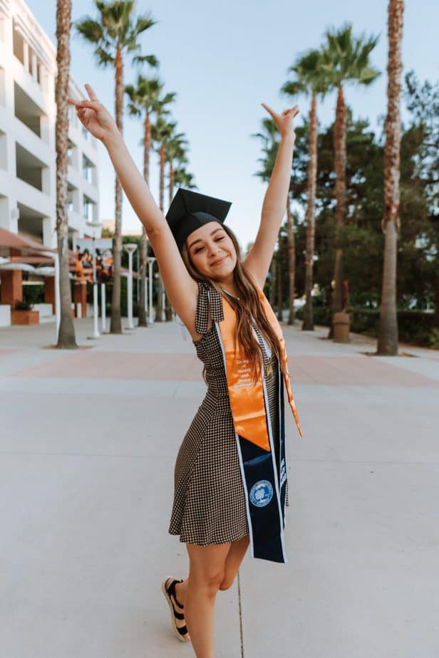 15 Gorgeous Black Nurse Graduation Pictures for Insta-Worthy Snaps ...